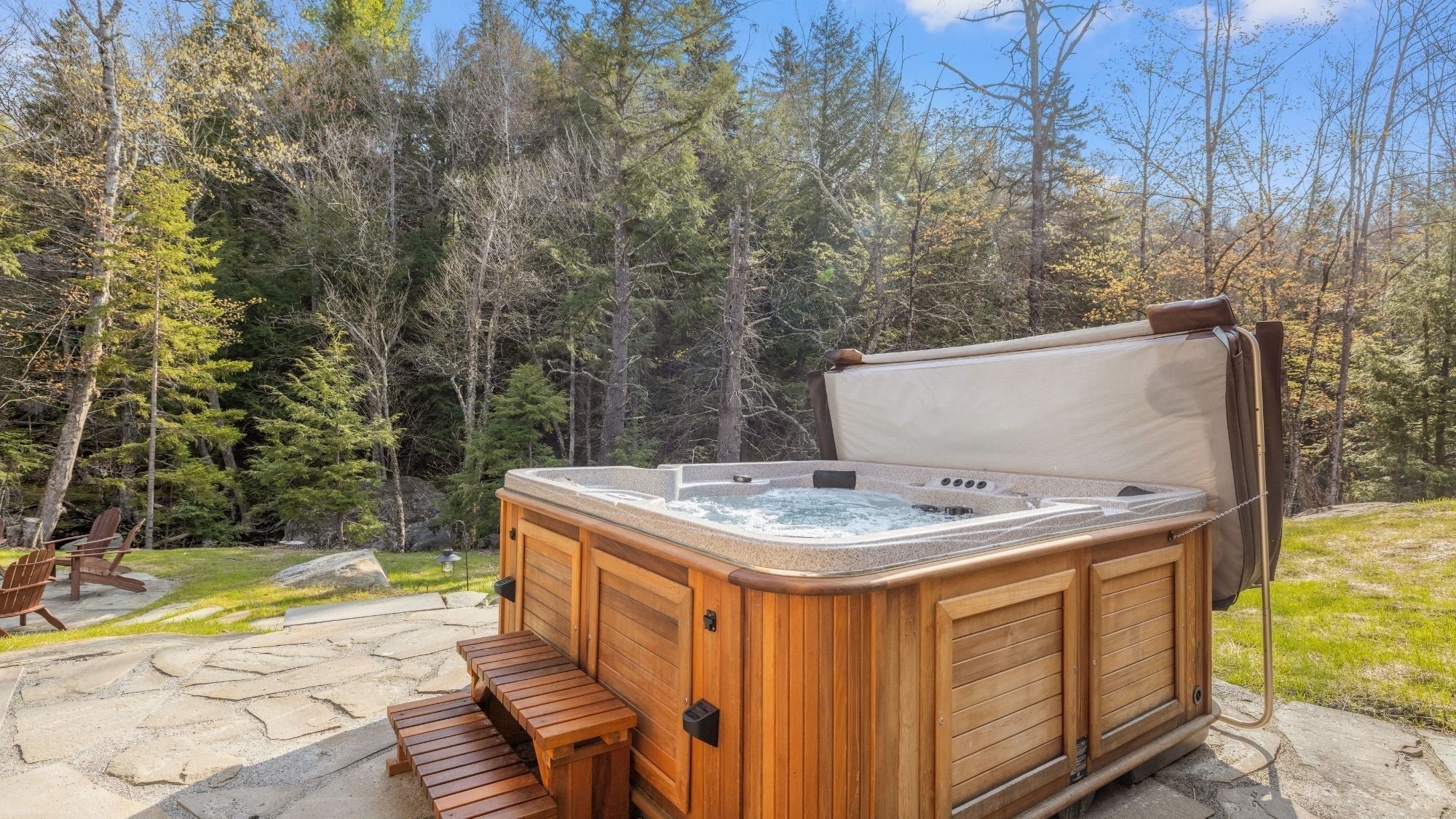 How to Choose a Durable Hot Tub Cover for All Seasons | The Cover Guy