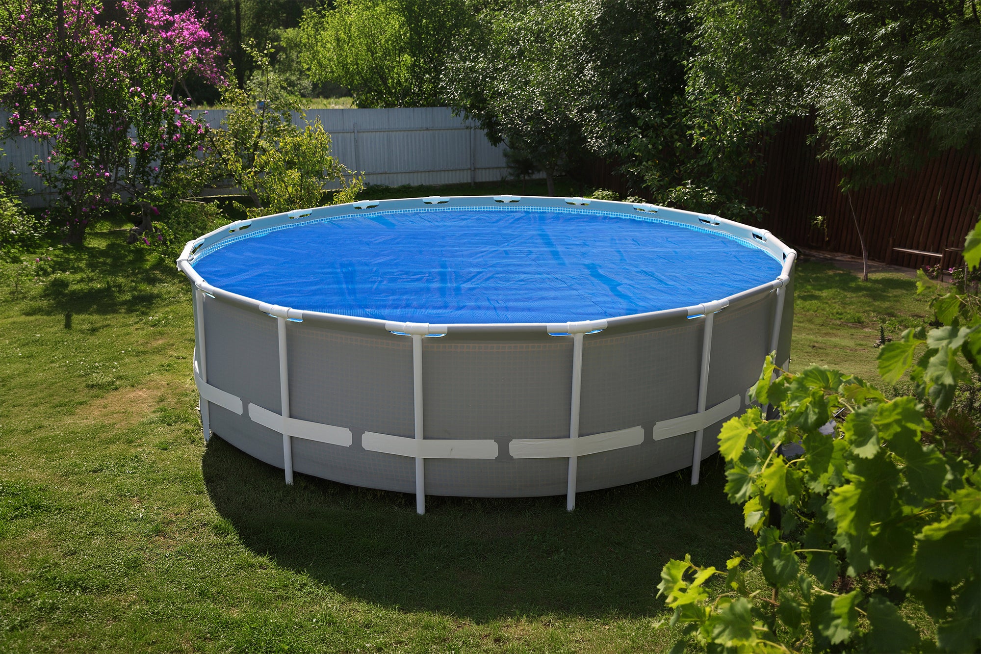 Round Solar Pool Covers | Solar Bubble Cover | The Cover Guy